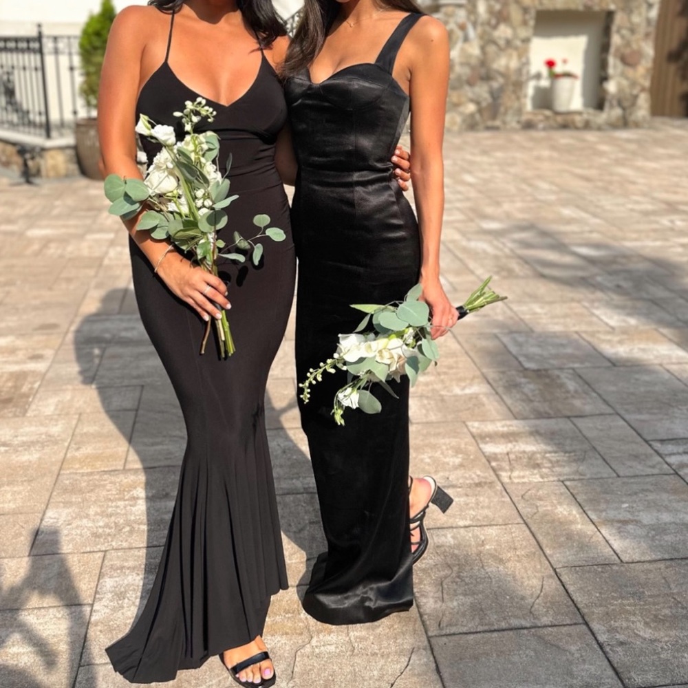 Sau Lee Pamela Gown - Gem